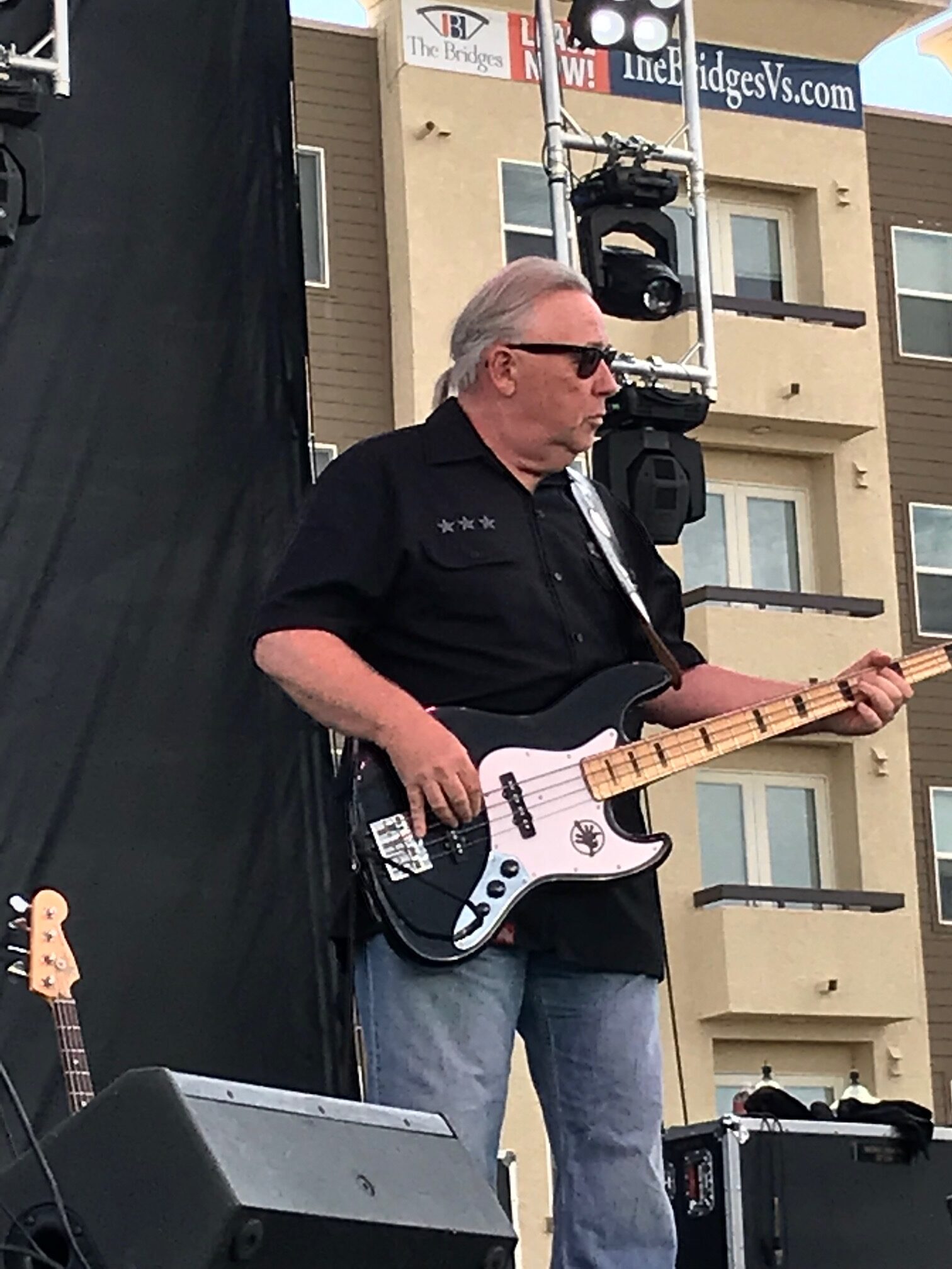 Bass Player Heaven Adds A Big One - Jive Radio